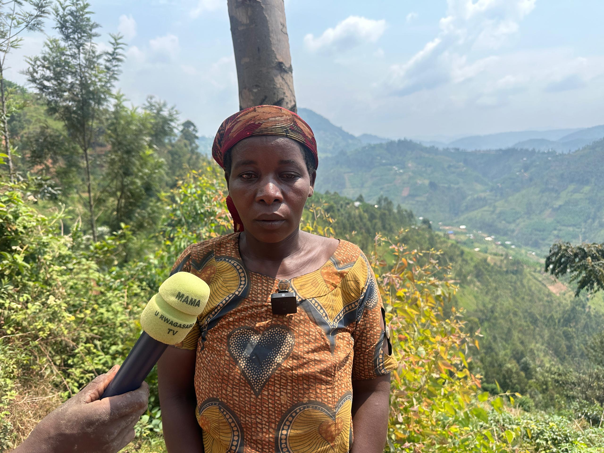 Gakenke: Abaturage basenyewe n’ibiza by’imvura bemerewe isakaro amaso ...